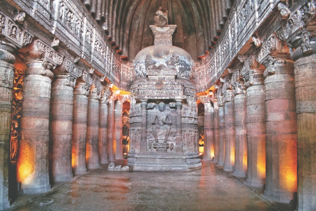 The Majestic Ajanta and Ellora Caves: A Regal Guide to India’s Stone ...